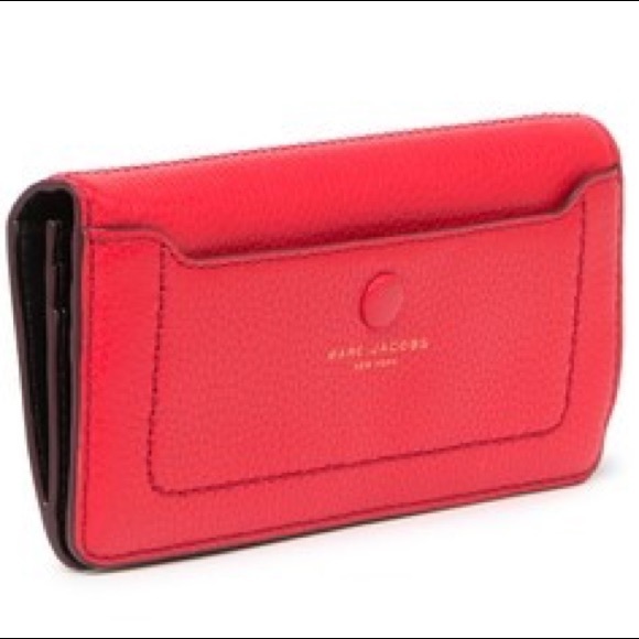 Marc Jacobs | Bags | Nwt Marc Jacobs Pebbled Leather Wallet In Red ...